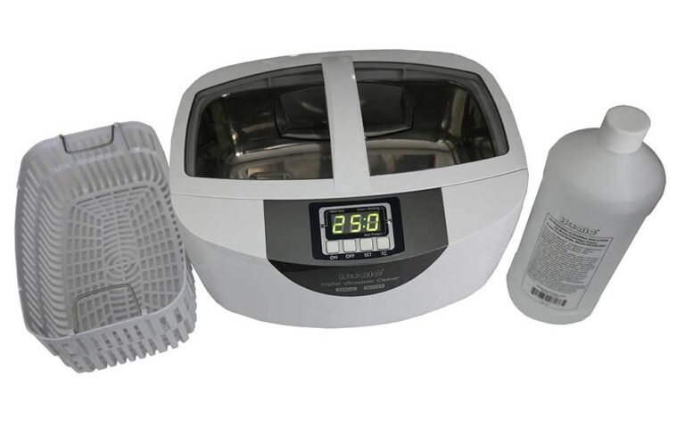 The Ultimate Quick Guide On How To Clean Reloading Dies - HowToTactical